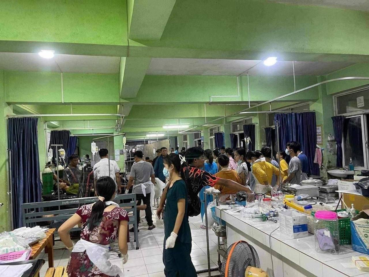 မြဝတီခရိုင်ရုံး ဒရုန်းနဲ့ဗုံးချခံရ ဒုဗိုလ်မှူးကြီး တစ်ဦးအပါအဝင် ၅